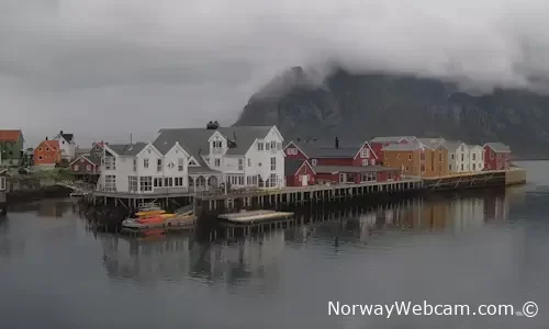 Webcam Aurora Borealis of Henningsvaer ️ Live Cam